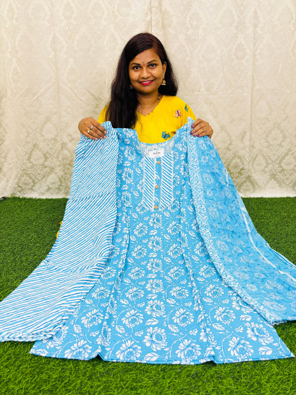 3 Piece Set – Sarees by Siva